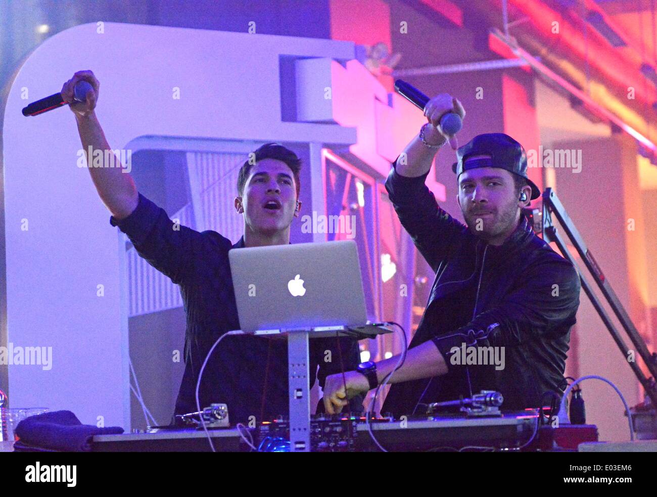 New York, NY, USA. 30th Apr, 2014. Cal Shapiro, Rob Resnick in ...