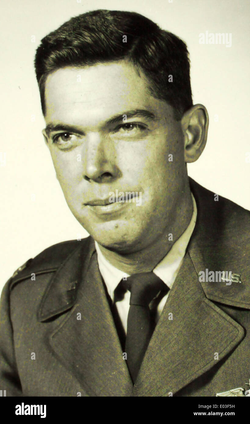 Captain Norvin Evans was a key figure in NASA’s early spaceflight ...