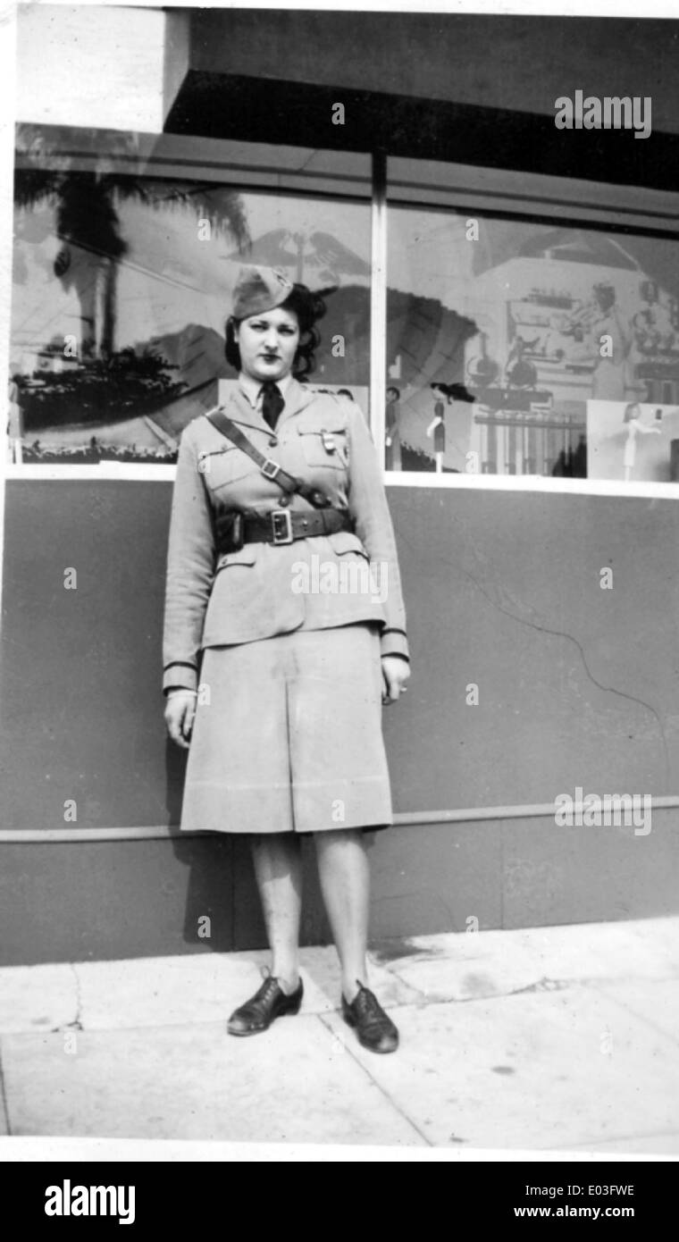 Zilda Decarlo was a prominent figure in the Navy Waves, the women's ...