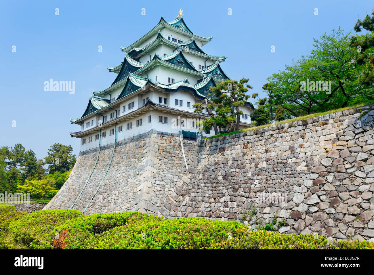 Nagoya castle atop with golden tiger fish head pair called "King Cha ...