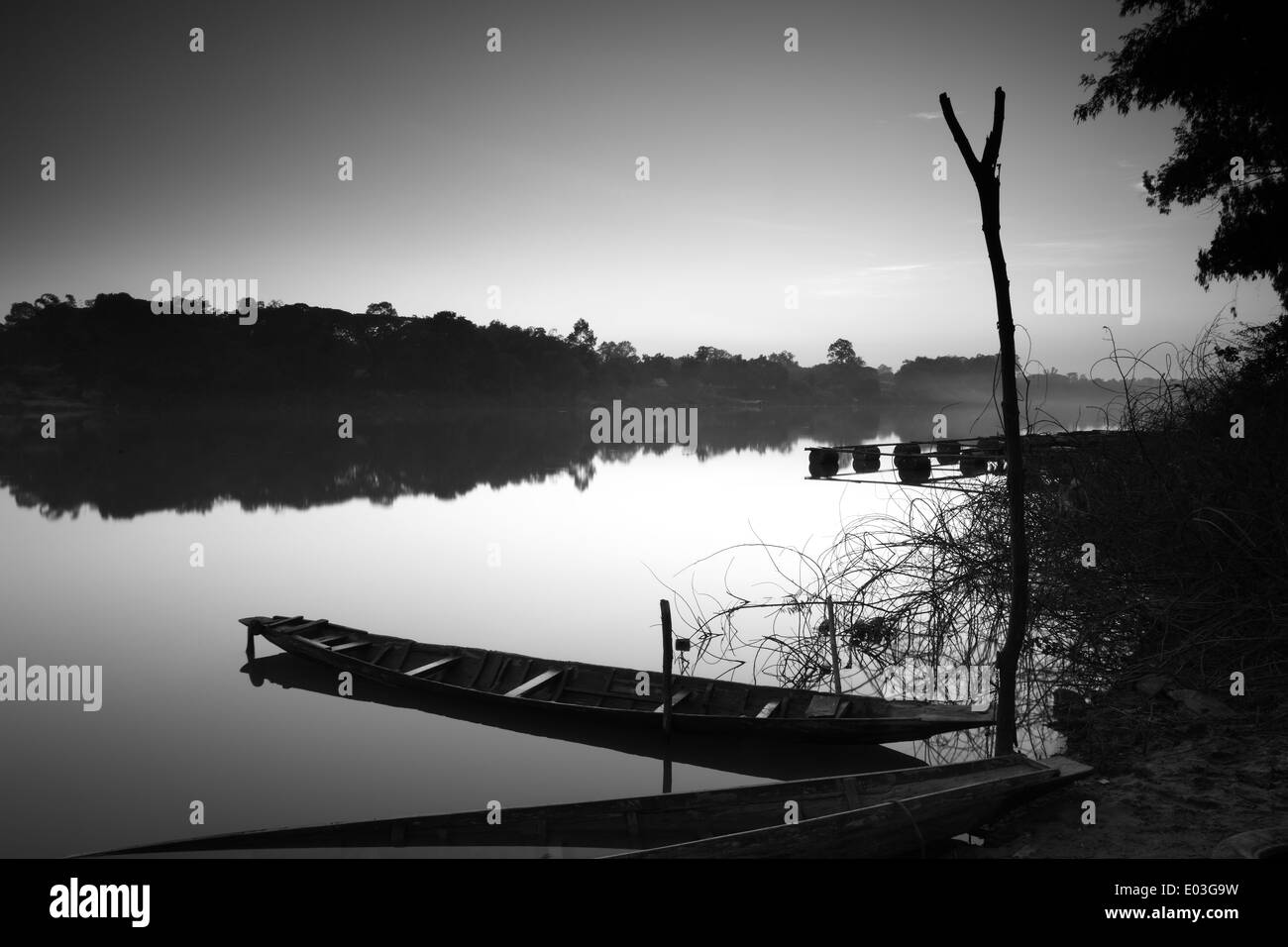 Moon river at dusk Black and White Stock Photos & Images - Alamy