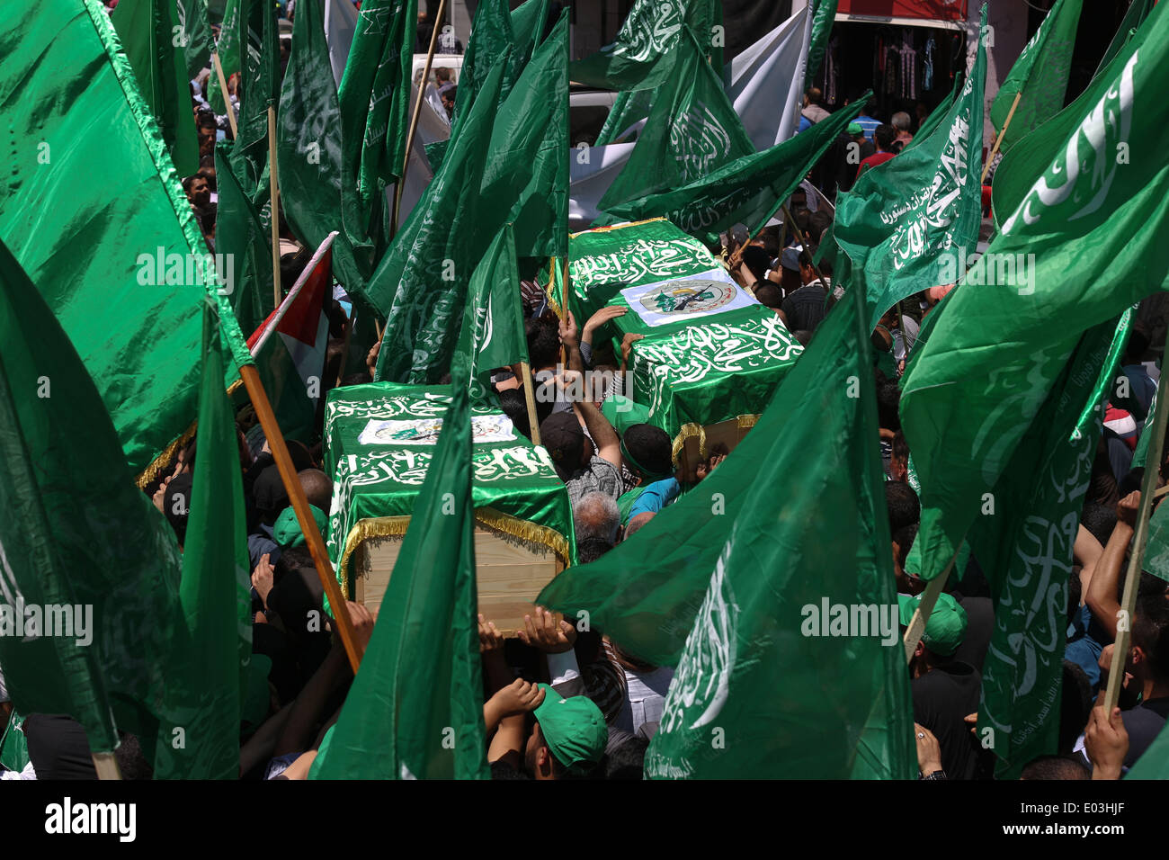 Apr 1998 hi-res stock photography and images - Alamy