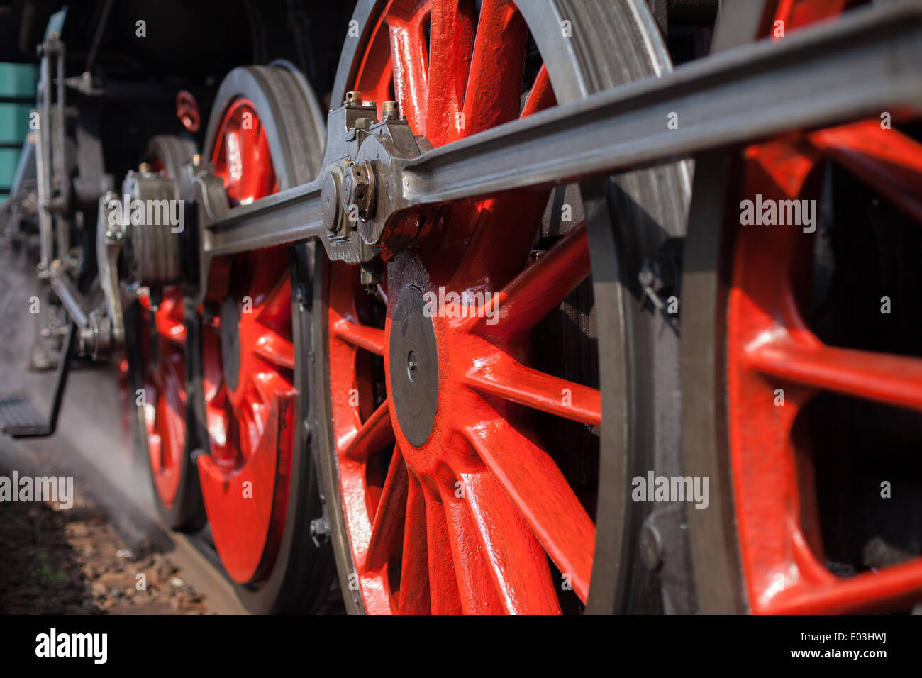 Red wheels of steam locomotive Stock Photo - Alamy