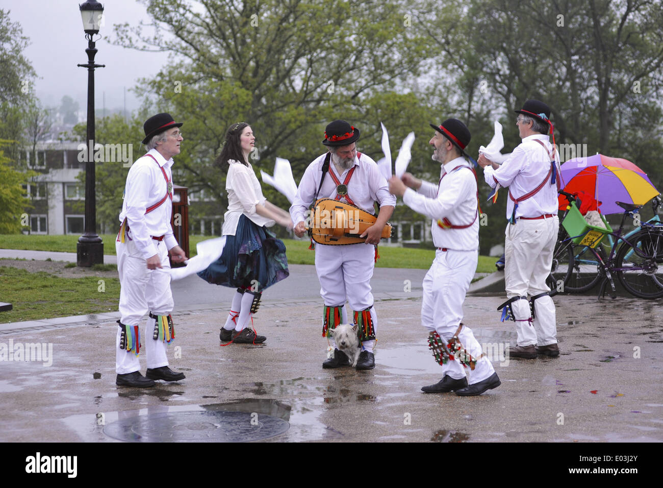 Early Humans Dancing High Resolution Stock Photography and Images - Alamy