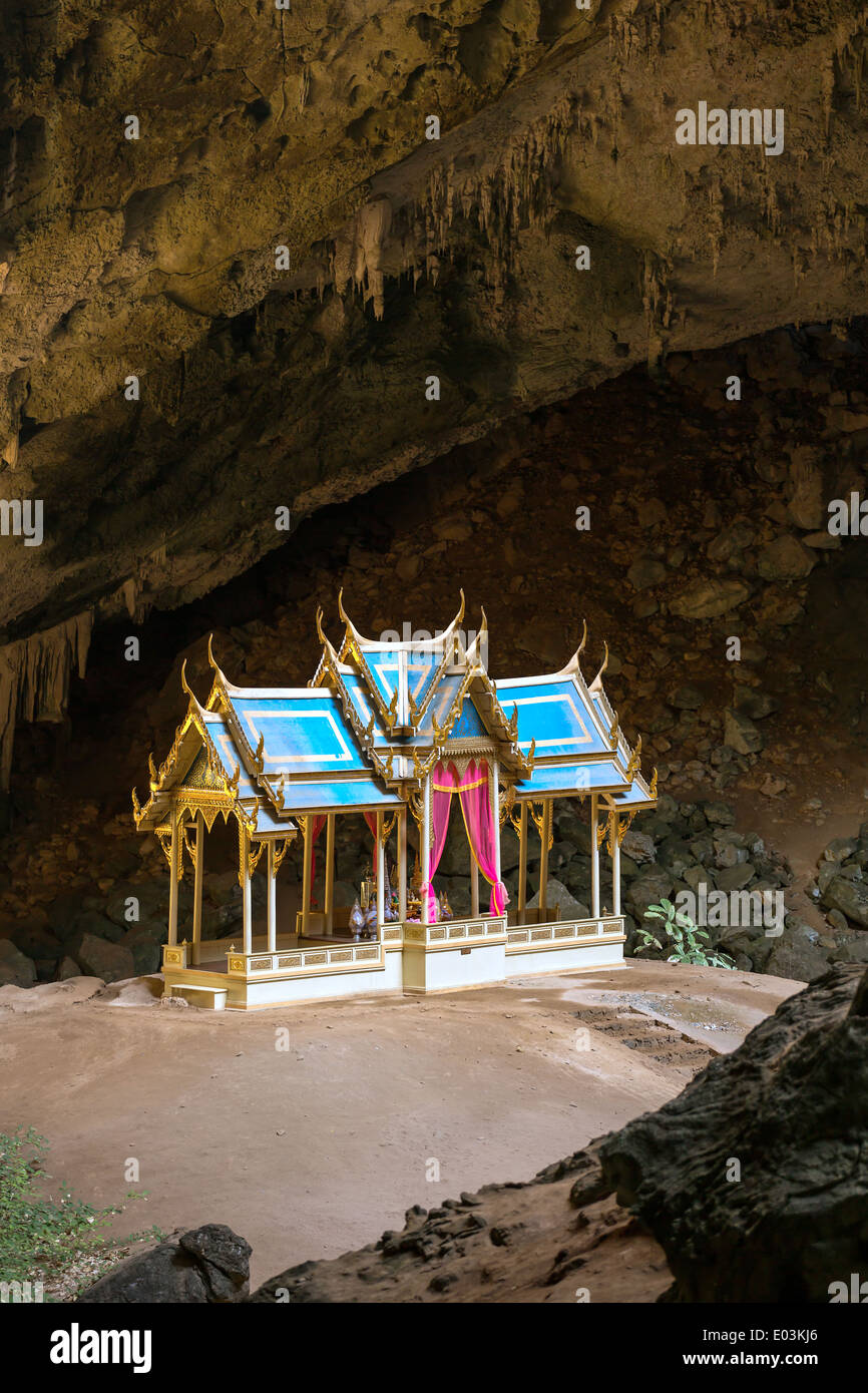 Royal cave temple hi-res stock photography and images - Alamy