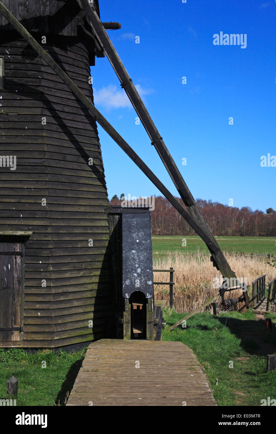 Scoop Wheel High Resolution Stock Photography and Images - Alamy