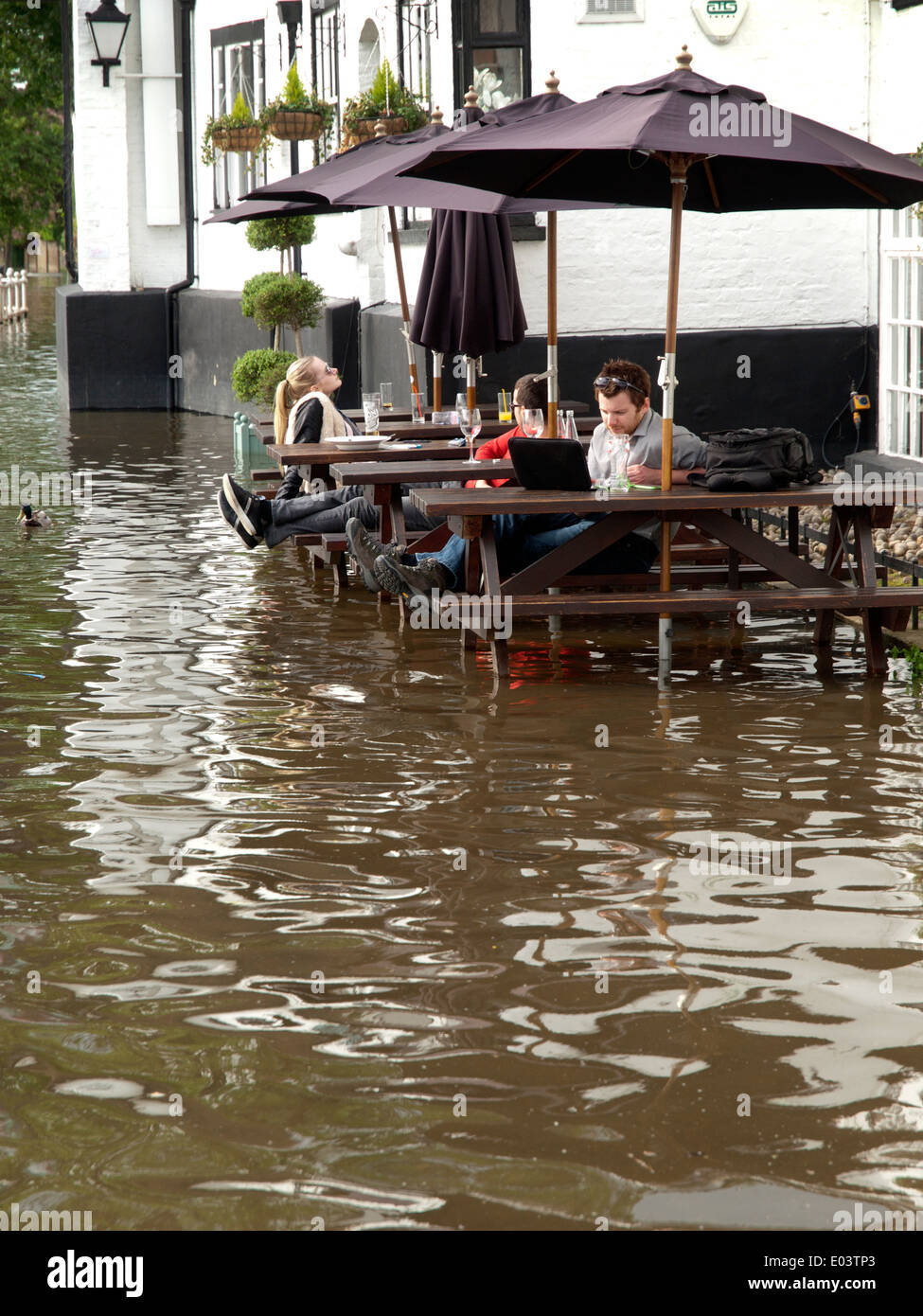 Beer garden flood hi-res stock photography and images - Alamy