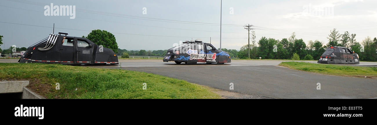Usa. 27th Apr, 2014. Meteorologist and Extreme Storm Chaser Reed Timmer ...