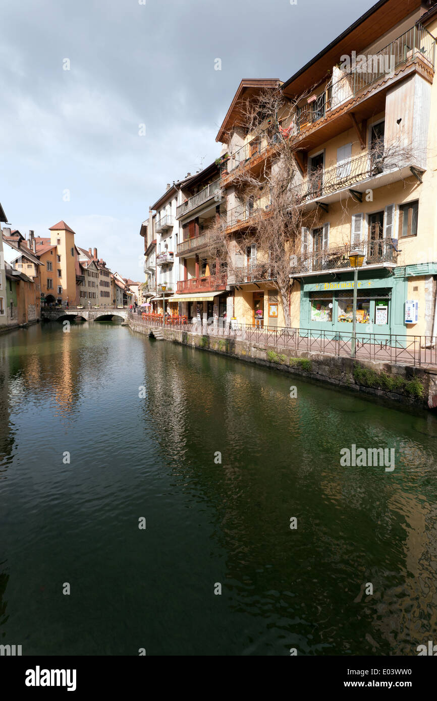 Annecy canals hi-res stock photography and images - Alamy