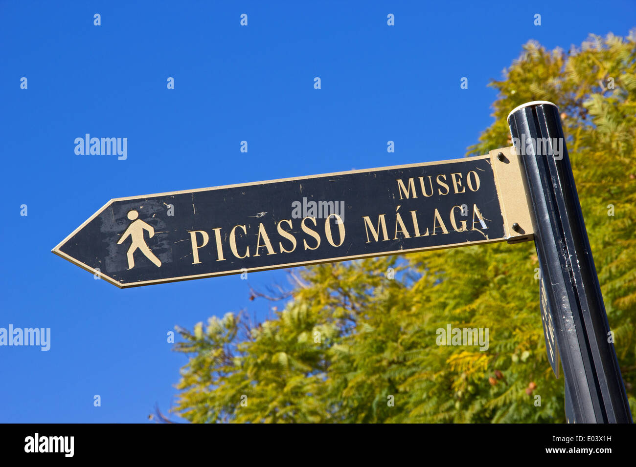 Spanish signpost hi-res stock photography and images - Alamy
