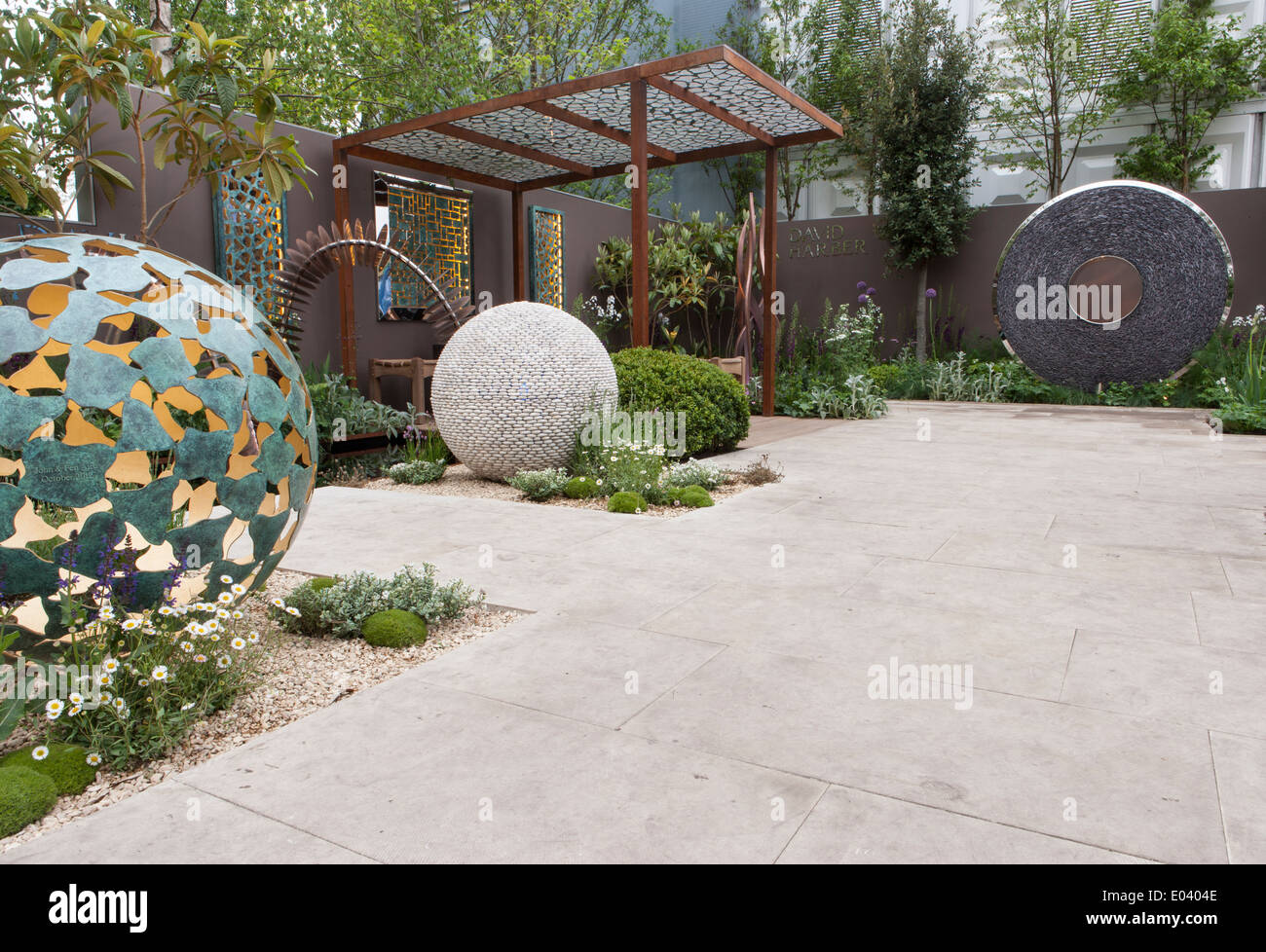 David harber sculpture hi-res stock photography and images - Alamy