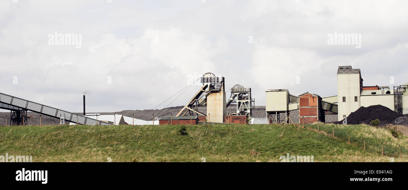 Pit closure hi-res stock photography and images - Alamy