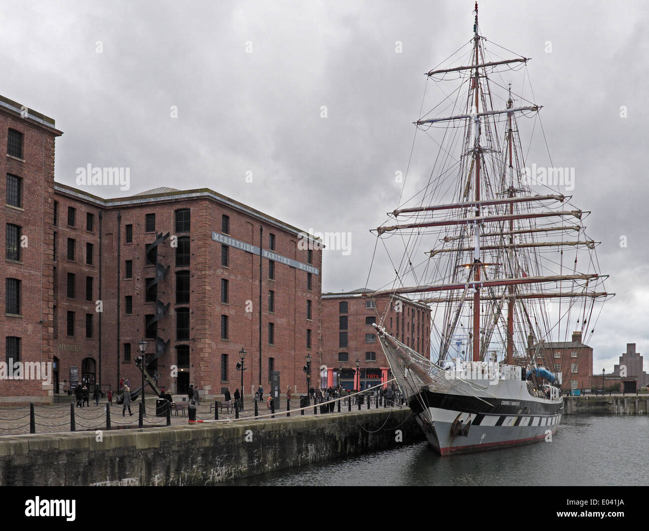 Tall Ships Youth Trust sailing ship Stavros S Niarchos a twin mast brig ...