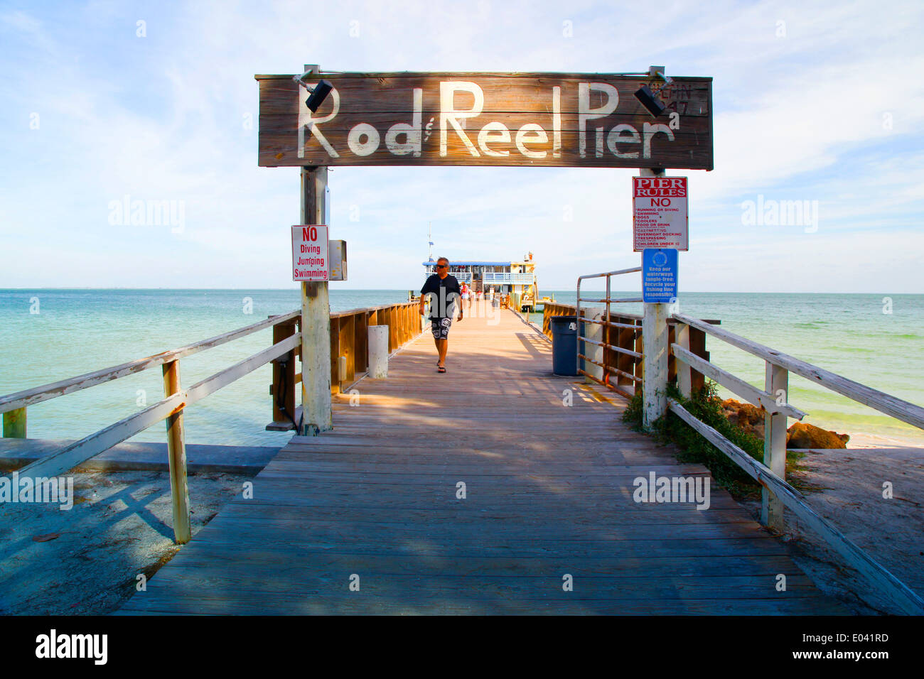 Hot rod sign hi-res stock photography and images - Alamy