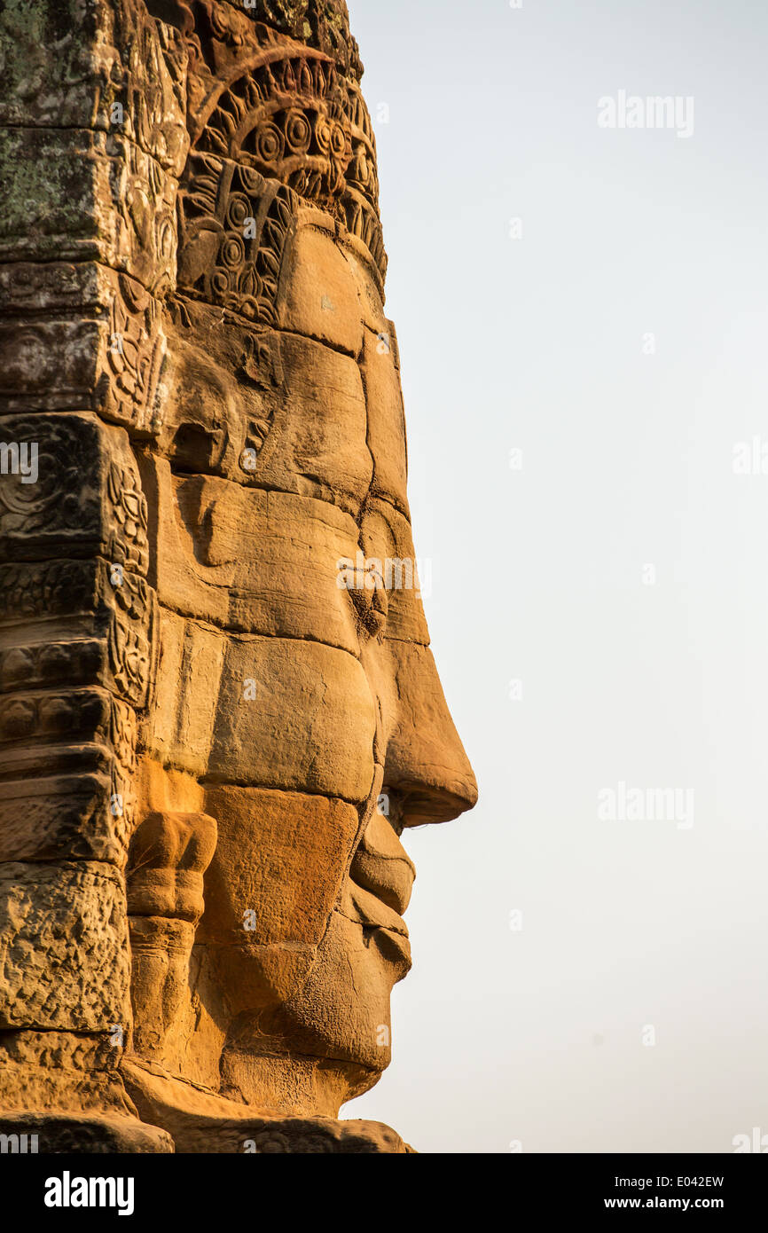 Cambodia stone face temple tower hi-res stock photography and images ...