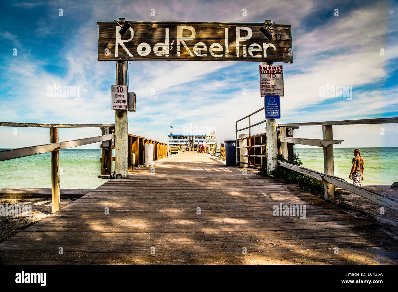 The Rod & Reel Pier on Anna Maria Island, FL surrounded by the Gulf of ...