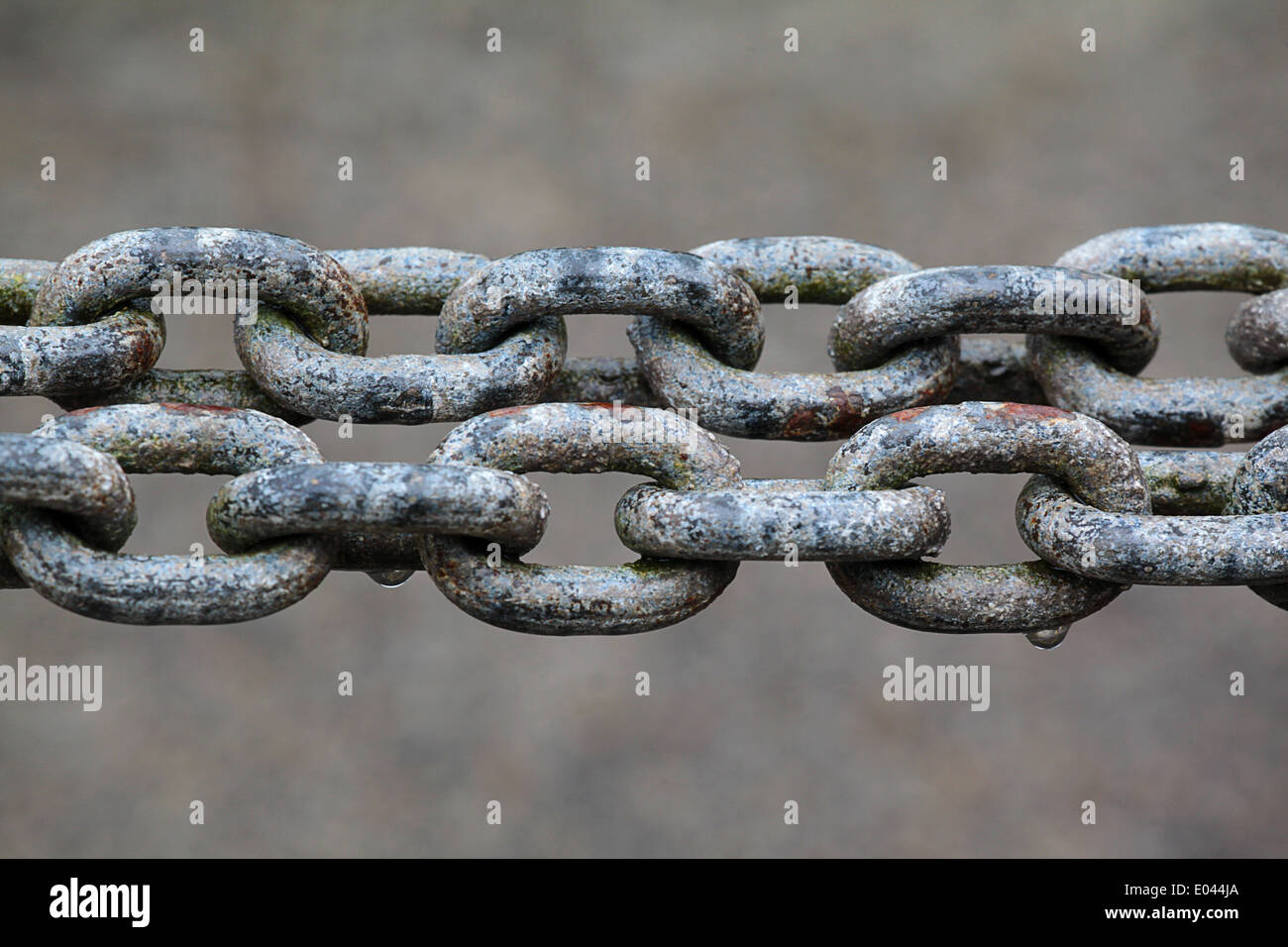 Interlocking chains hi-res stock photography and images - Alamy