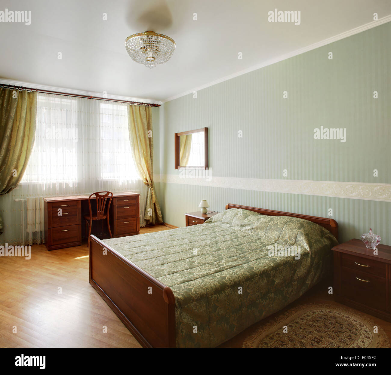 luxury and very clean empty european room Stock Photo - Alamy