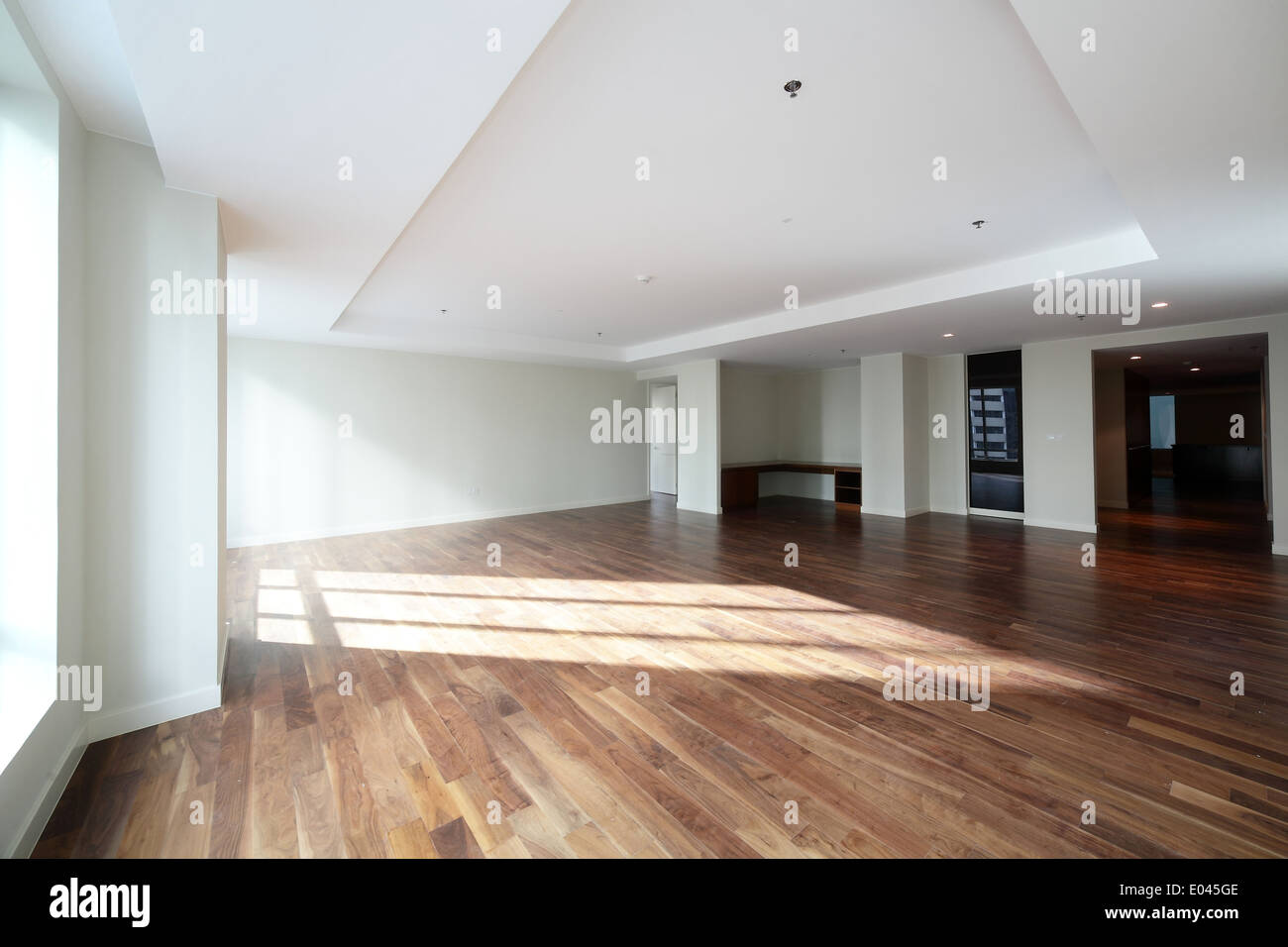 luxury and very clean empty european room Stock Photo - Alamy