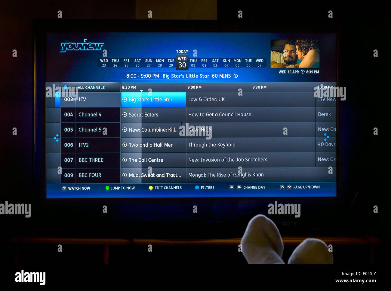 Tv guide hi-res stock photography and images - Alamy