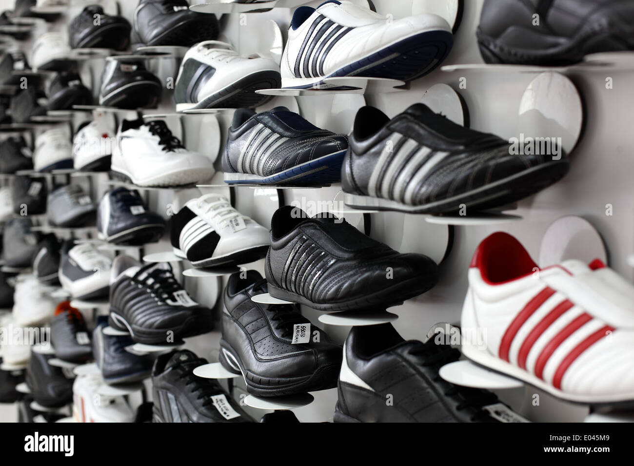 Bright brand new interior hi-res stock photography and images - Alamy