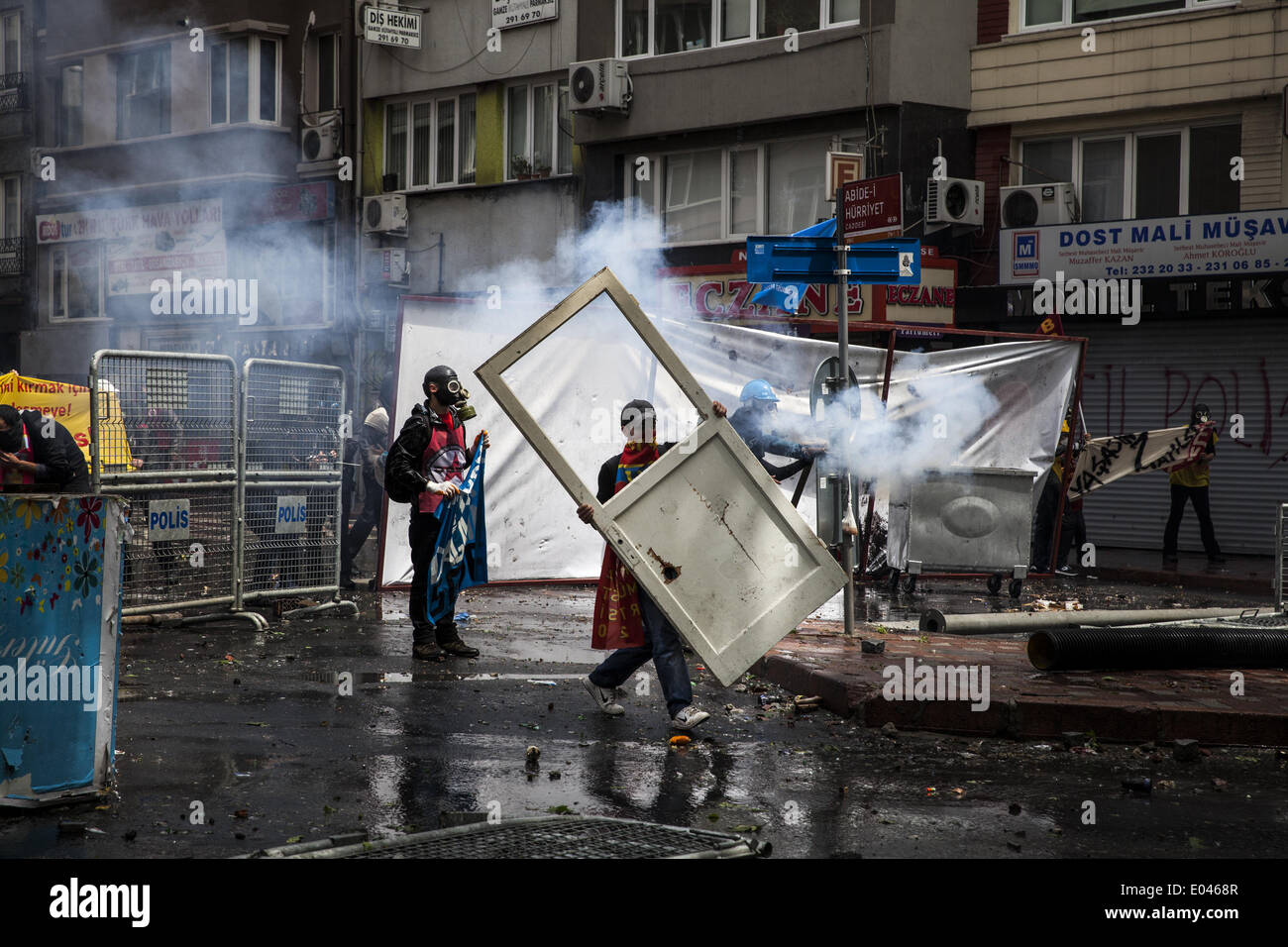 Istanbul, Turkey. 1st May, 2014. Protestors clashed with police on May ...