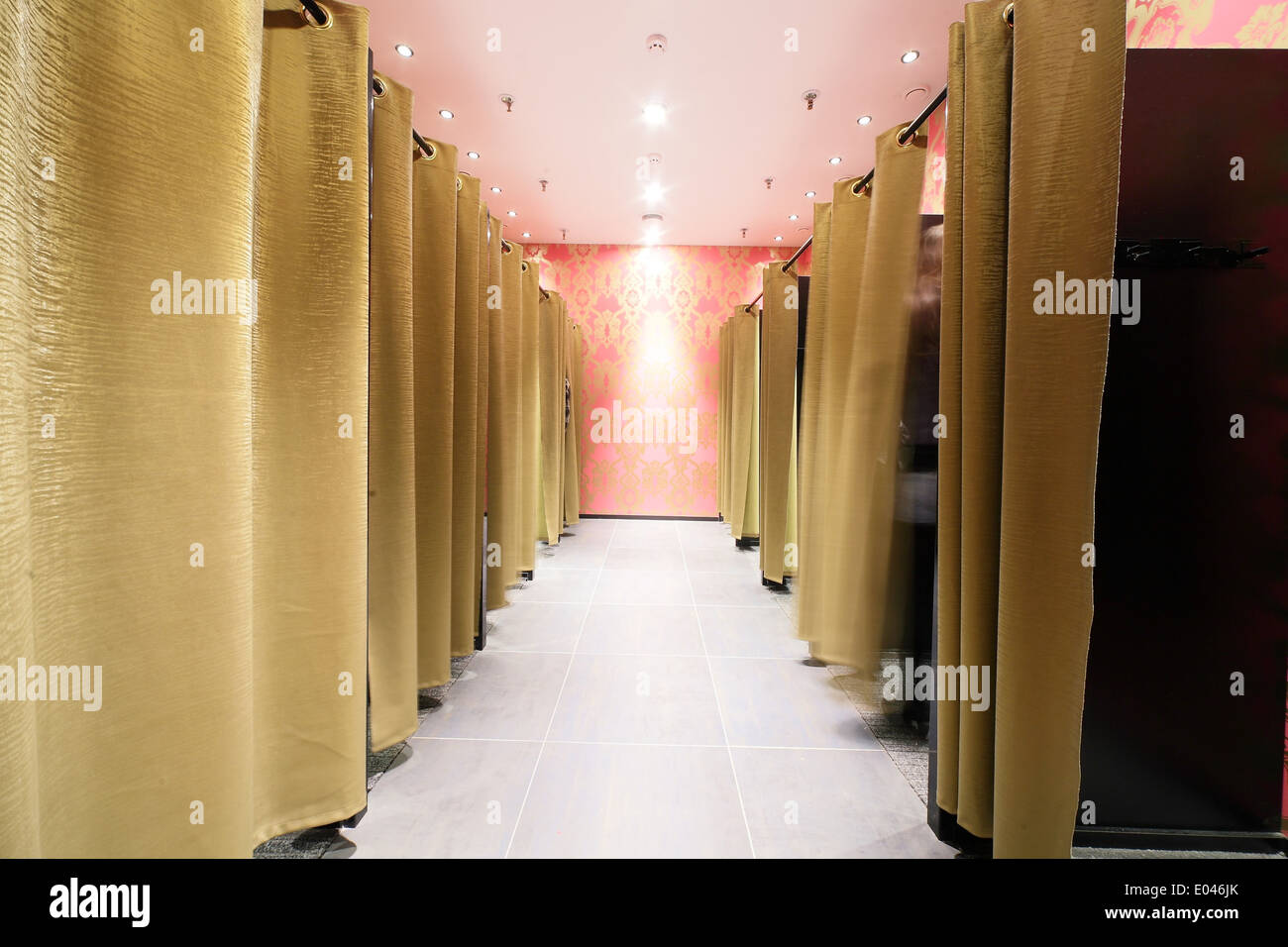 European dressing hi-res stock photography and images - Alamy