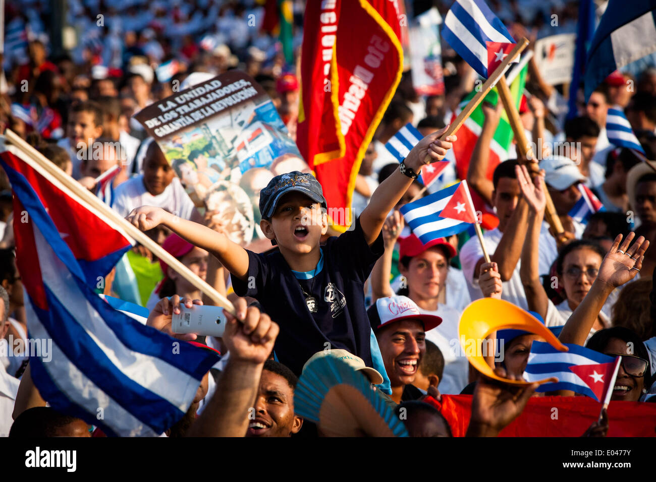 Havana, Cuba. 1st May, 2014. People participate in the May Day parade ...