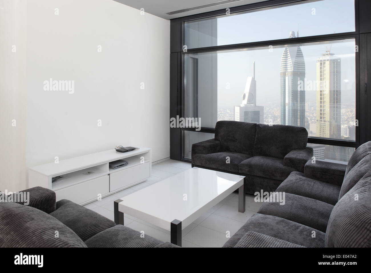 luxury and very clean empty european room Stock Photo - Alamy