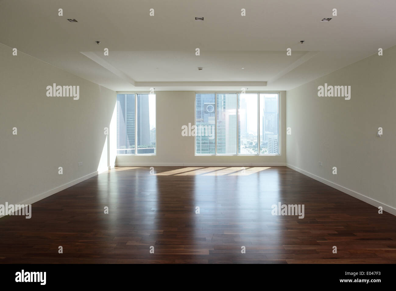 luxury and very clean empty european room Stock Photo - Alamy