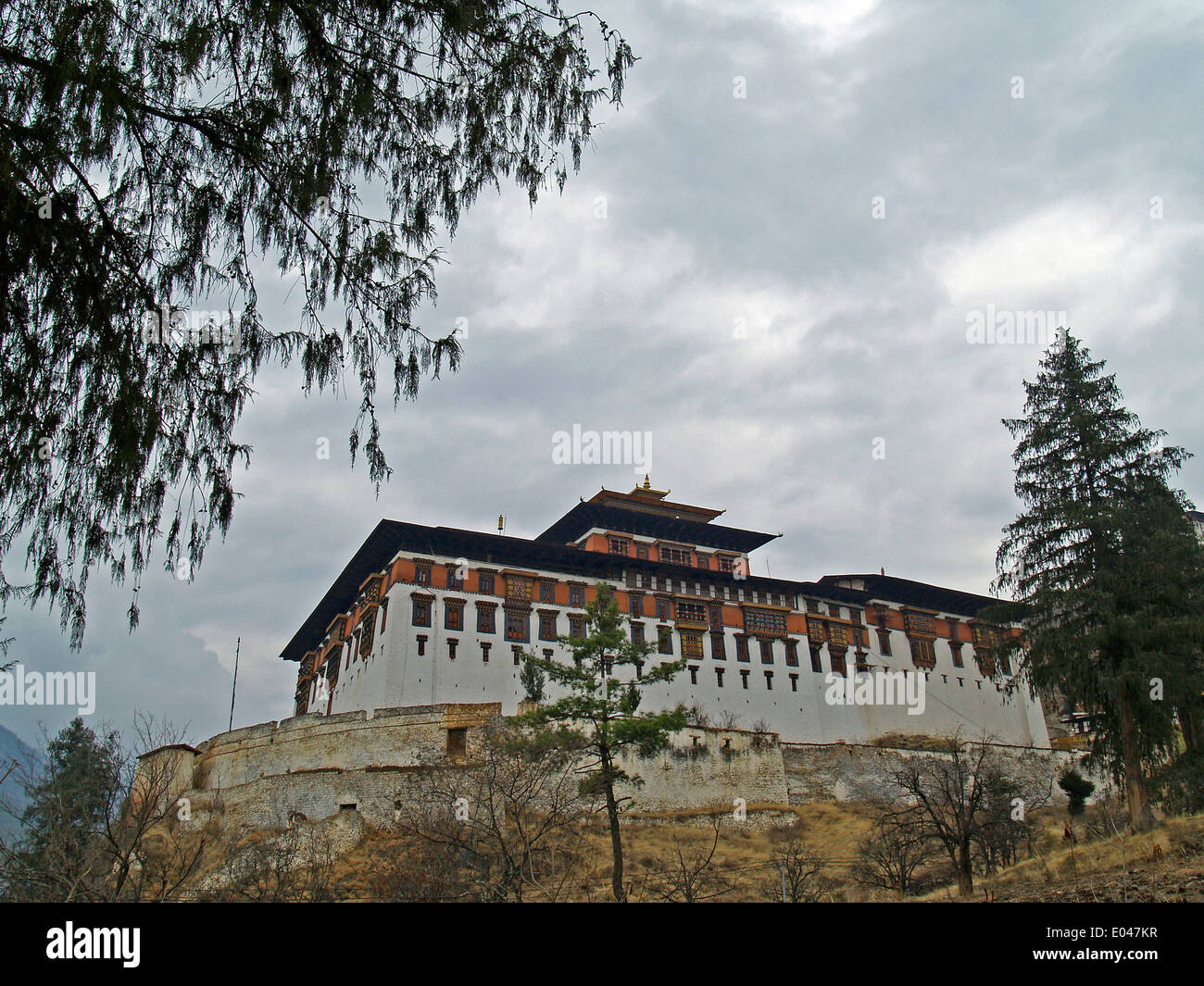 Bhutan, paro, paro dzong hi-res stock photography and images - Alamy