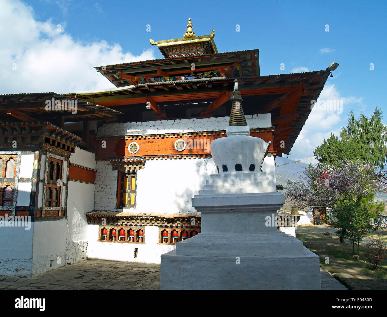 Tibetan monastery in bhutan hi-res stock photography and images - Alamy