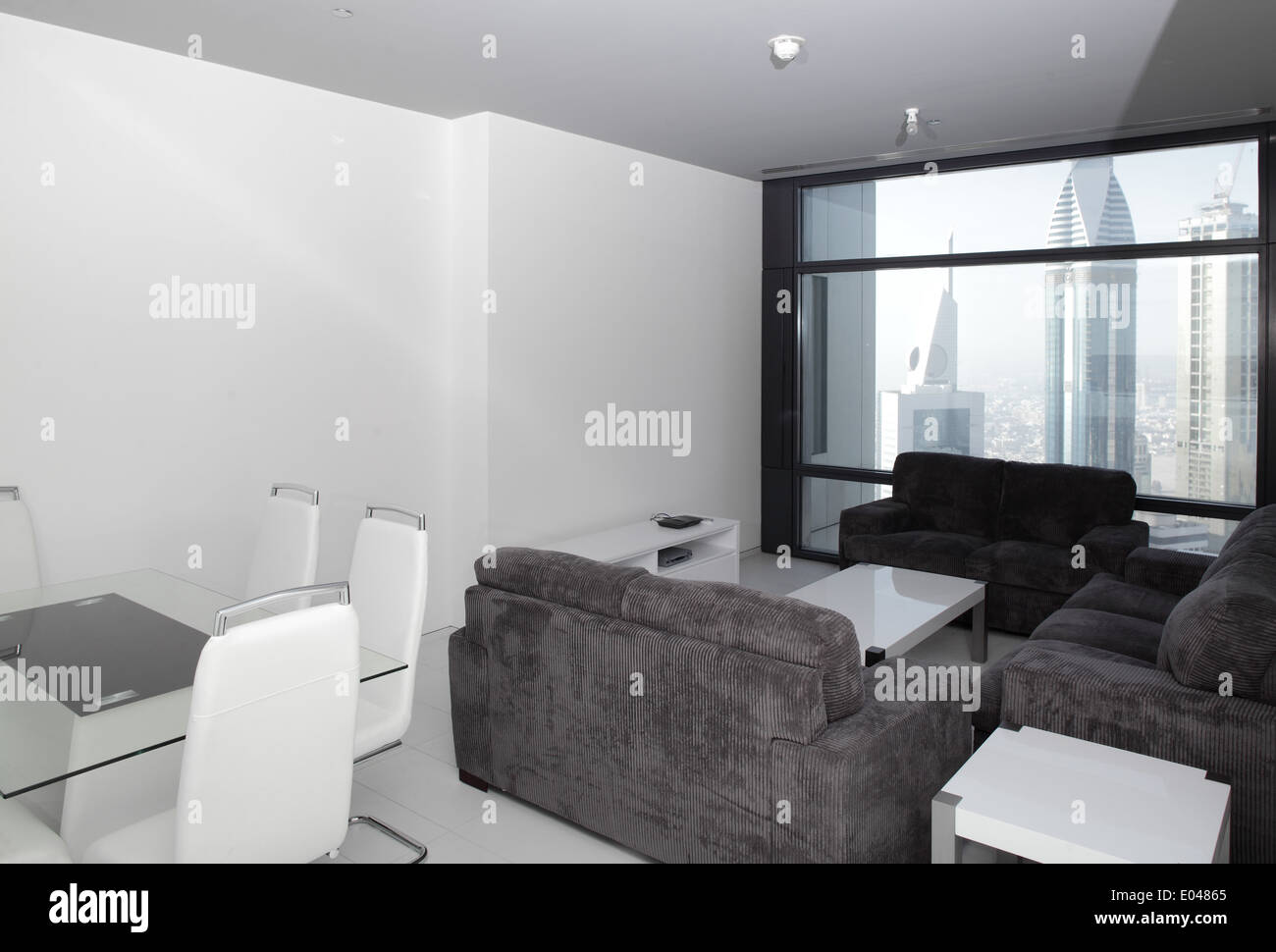 luxury and very clean empty european room Stock Photo - Alamy