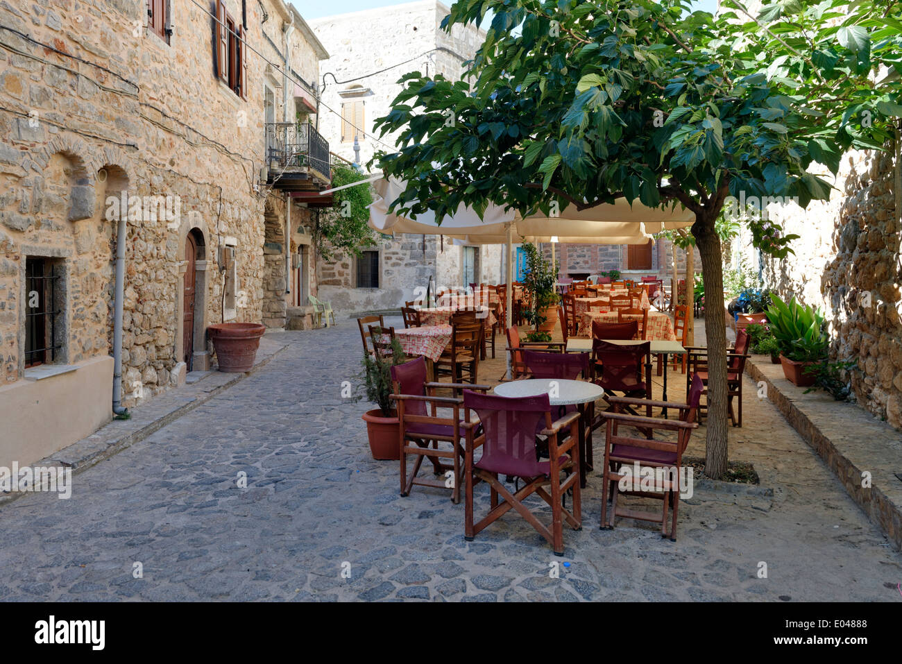 Medieval town square hi-res stock photography and images - Alamy