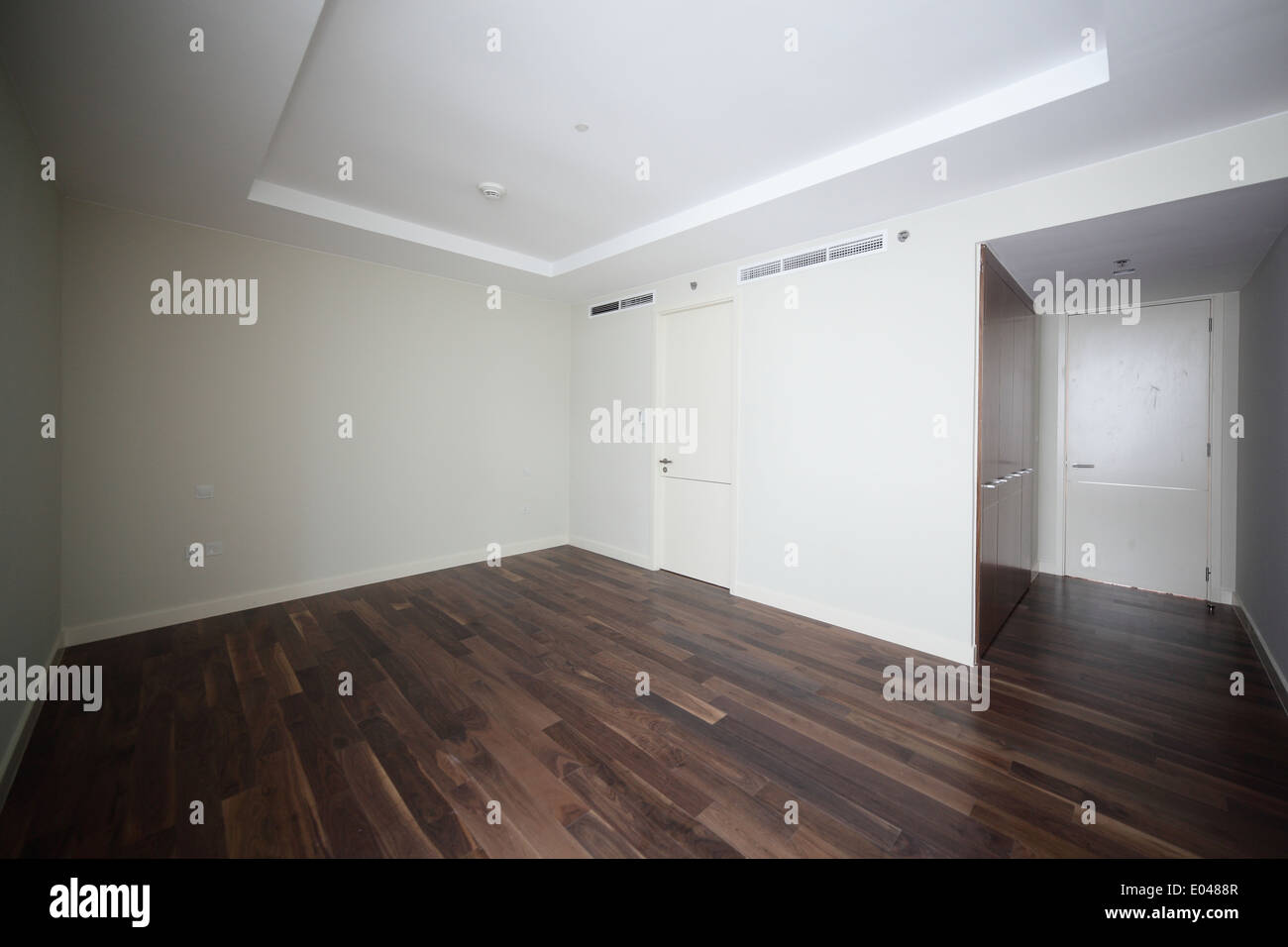 luxury and very clean empty european room Stock Photo - Alamy