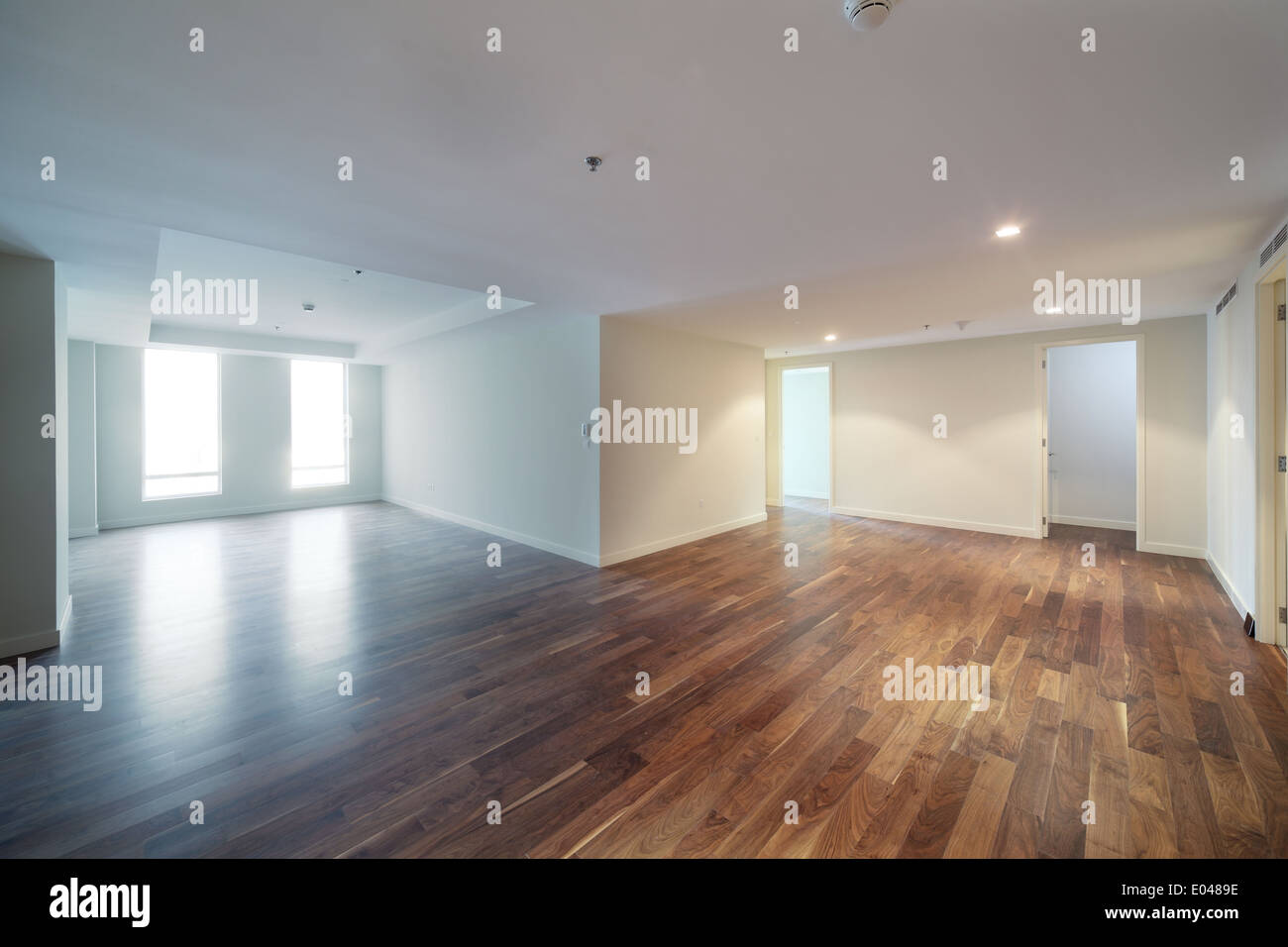 luxury and very clean empty european room Stock Photo - Alamy