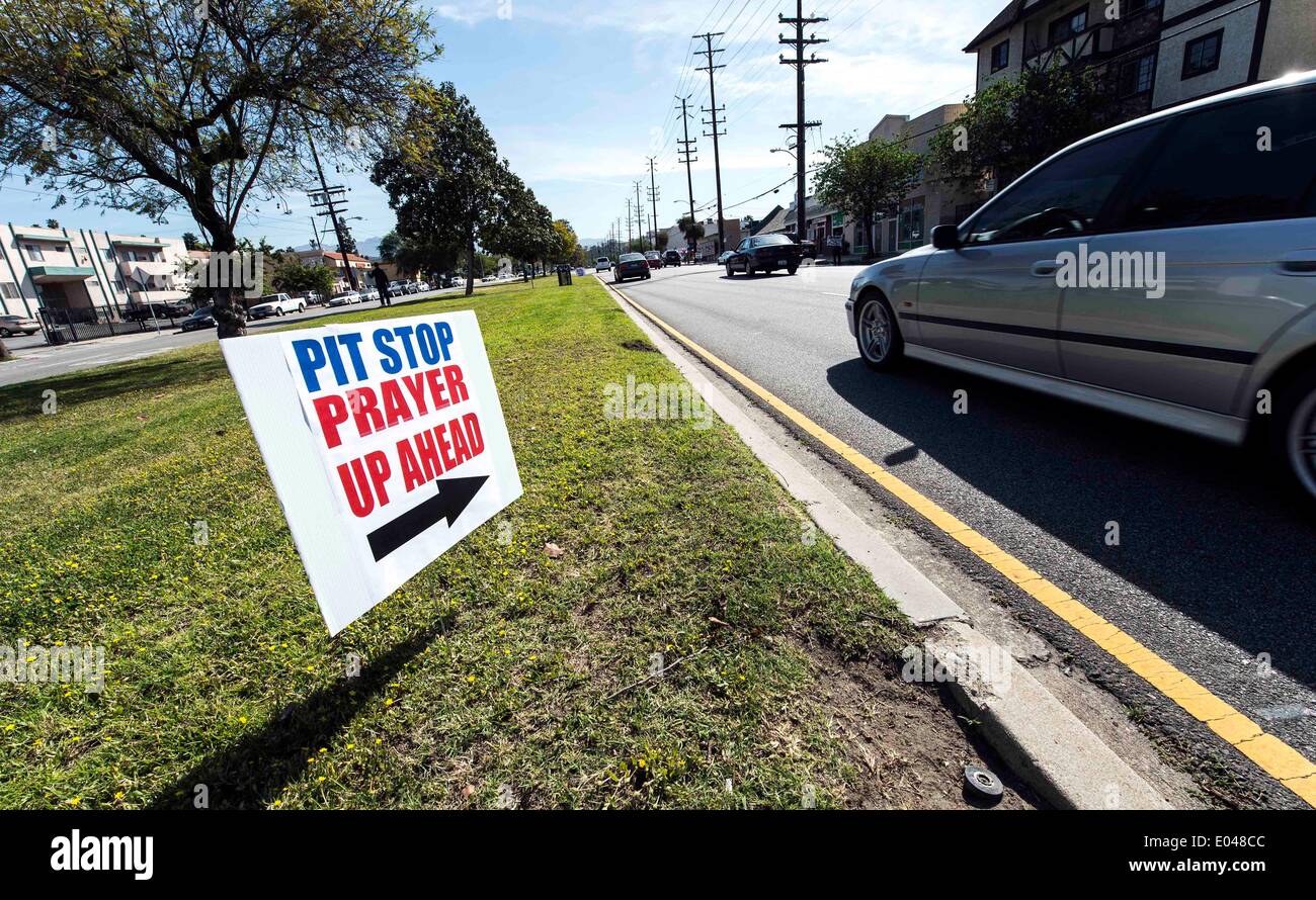 Los Angeles, California, USA. 01st May, 2014. Signage beckoning ...