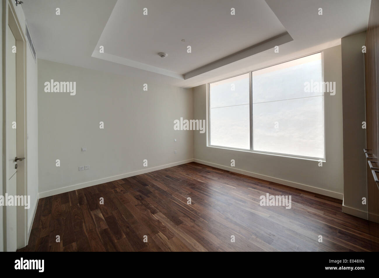 luxury and very clean empty european room Stock Photo - Alamy