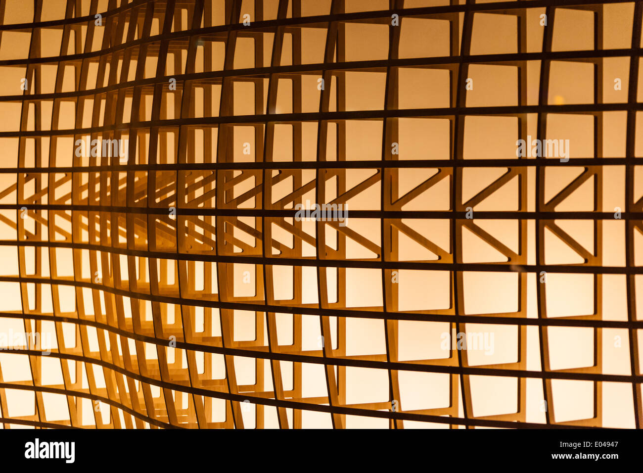 Curved wooden structure hi-res stock photography and images - Alamy