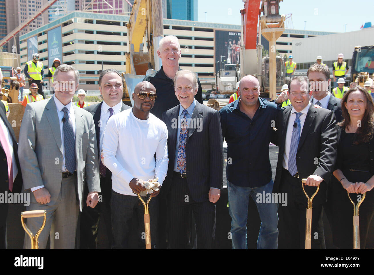 Las Vegas, Nevada, USA. 1st May, 2014. (L-R) MGM CEO Jim Murren, AEG ...