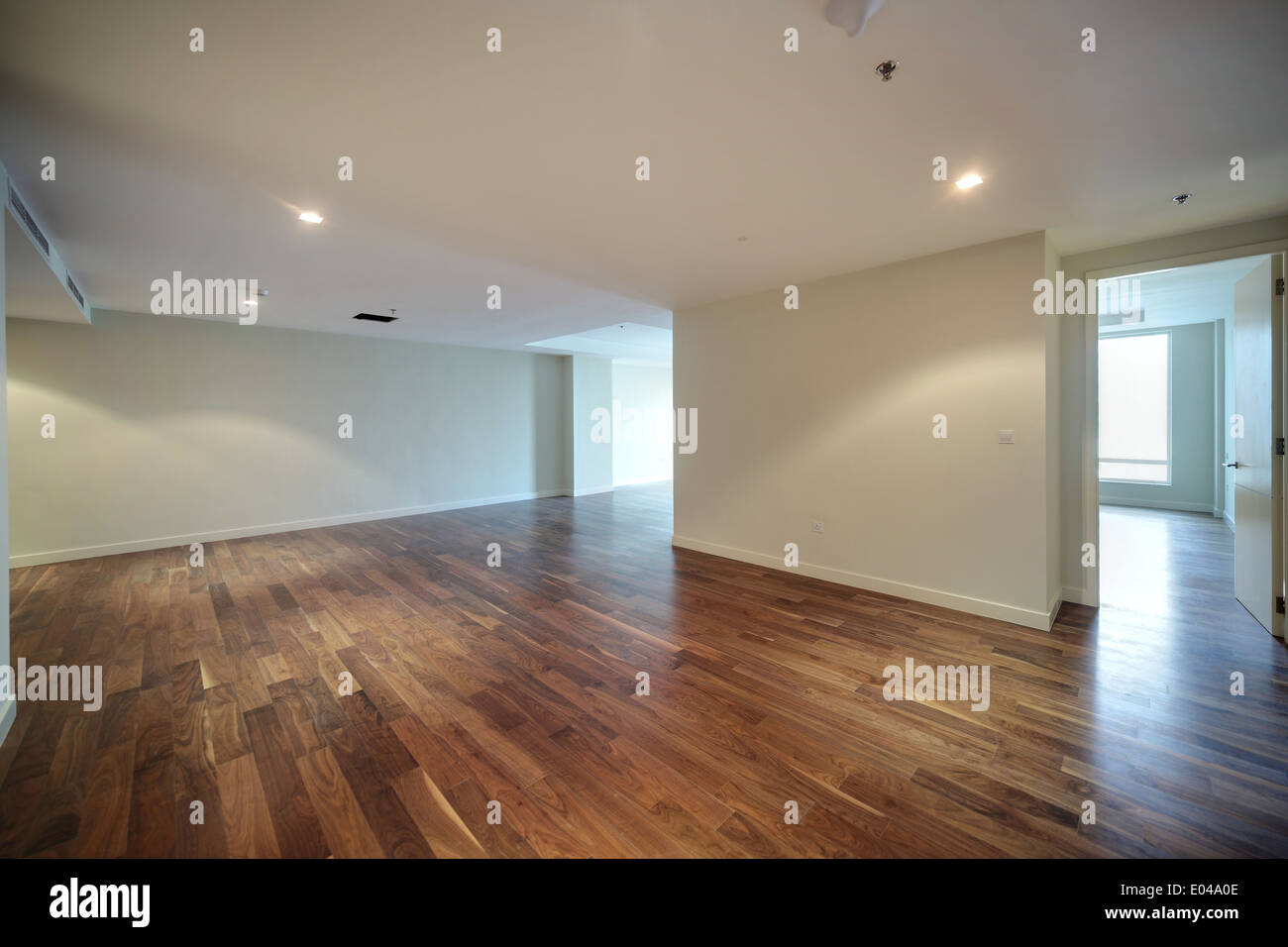 luxury and very clean empty european room Stock Photo - Alamy