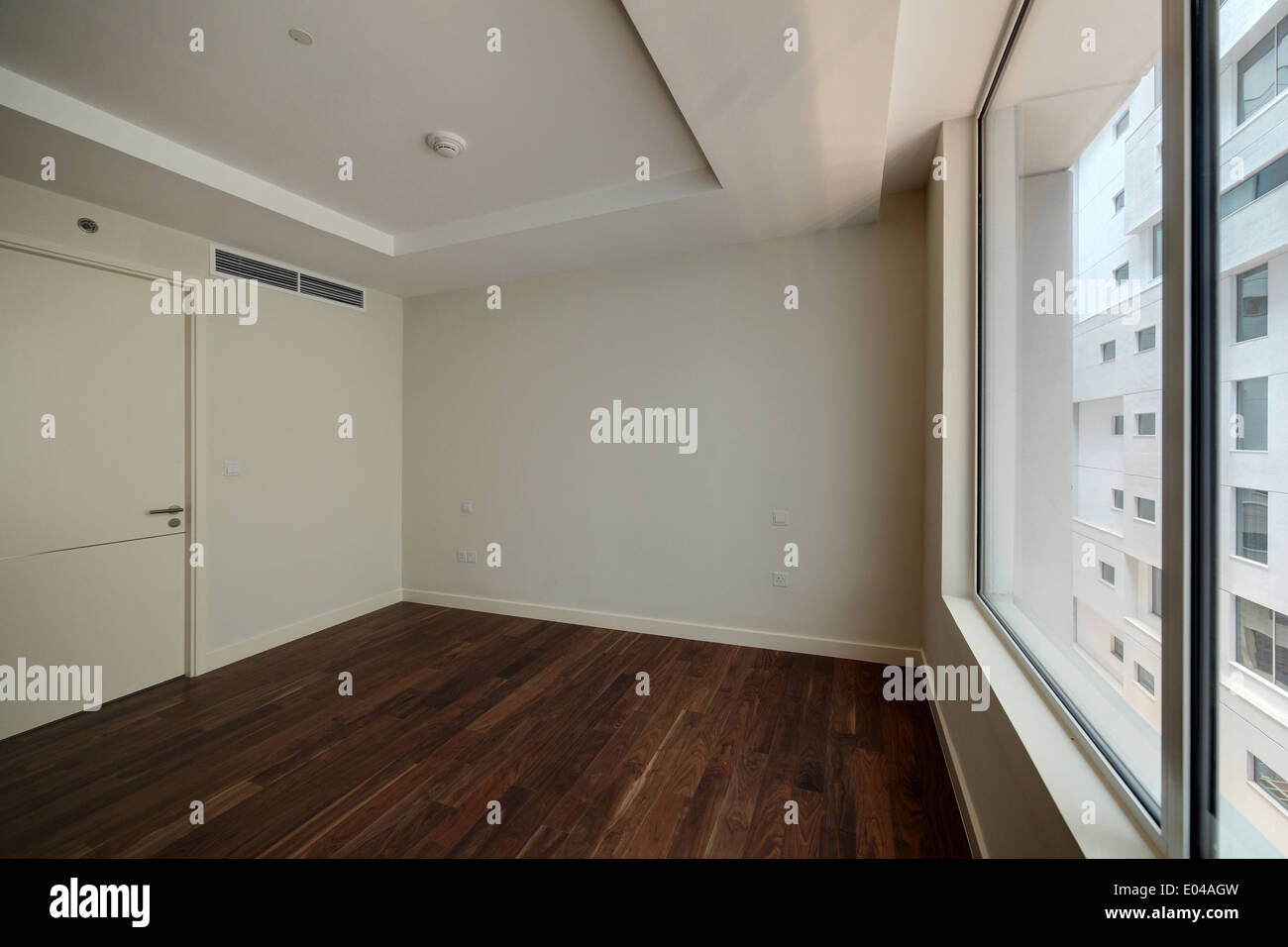 luxury and very clean empty european room Stock Photo - Alamy