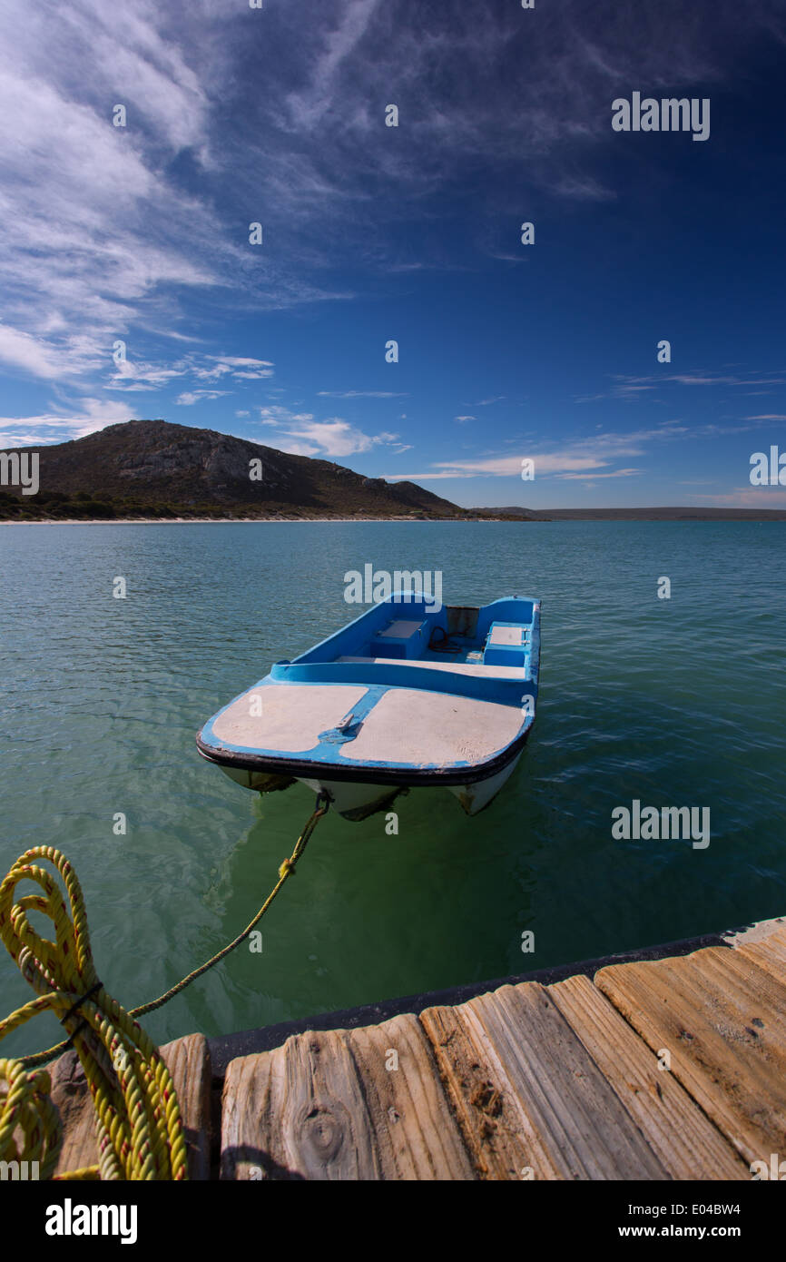 Jetty on lagoon hi-res stock photography and images - Alamy