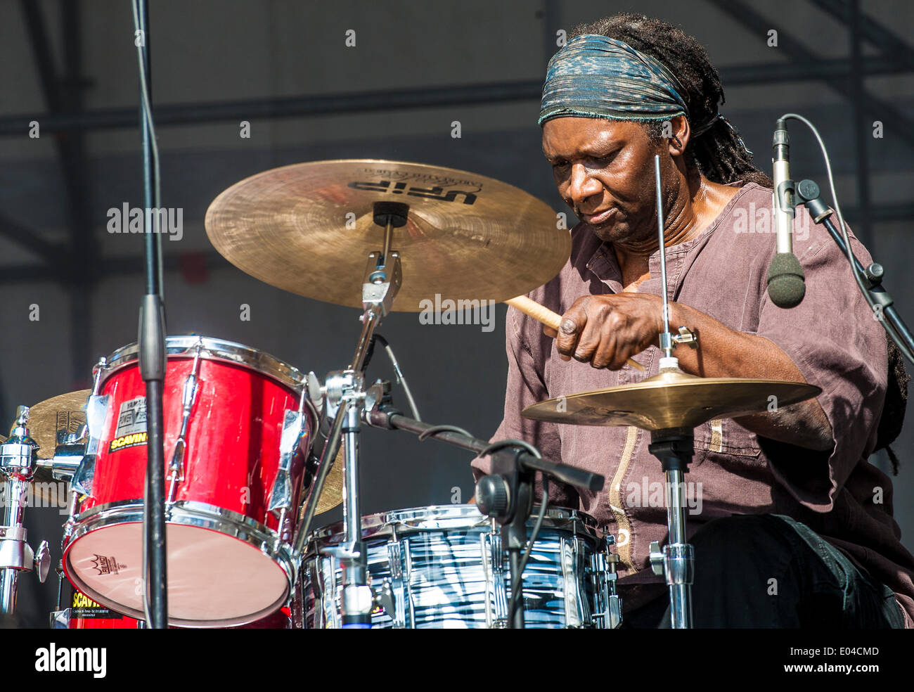 Hamid drake hi-res stock photography and images - Alamy