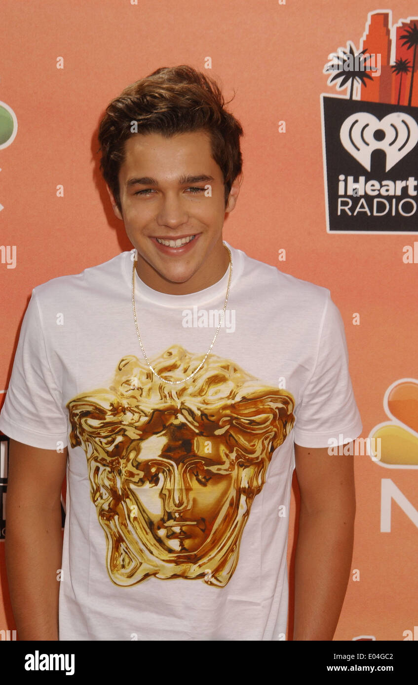 Hollywood, California, USA. 1st May, 2014. Austin Malone attends the ...