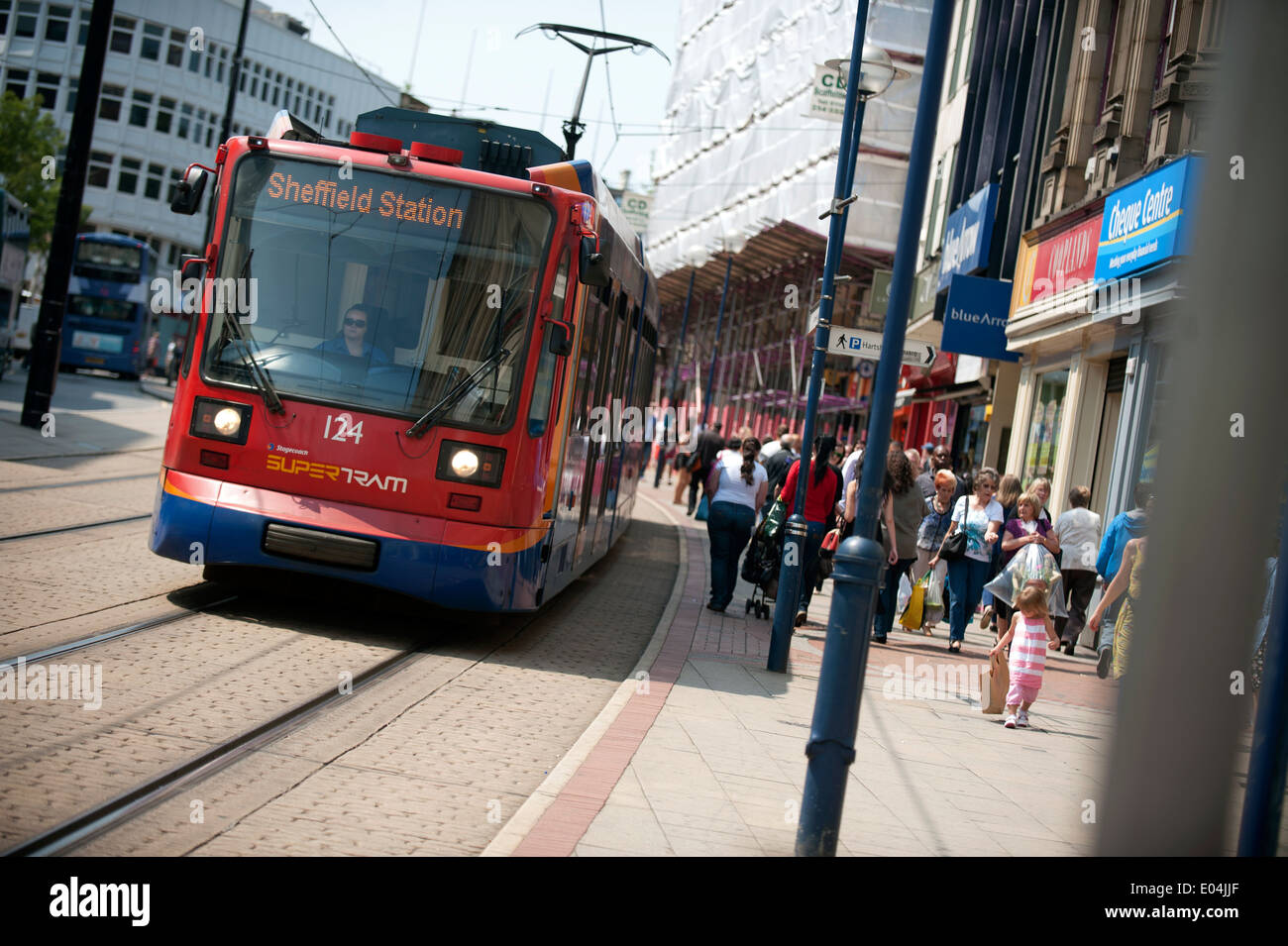 Sheffield Tram Stock Photos & Sheffield Tram Stock Images - Alamy