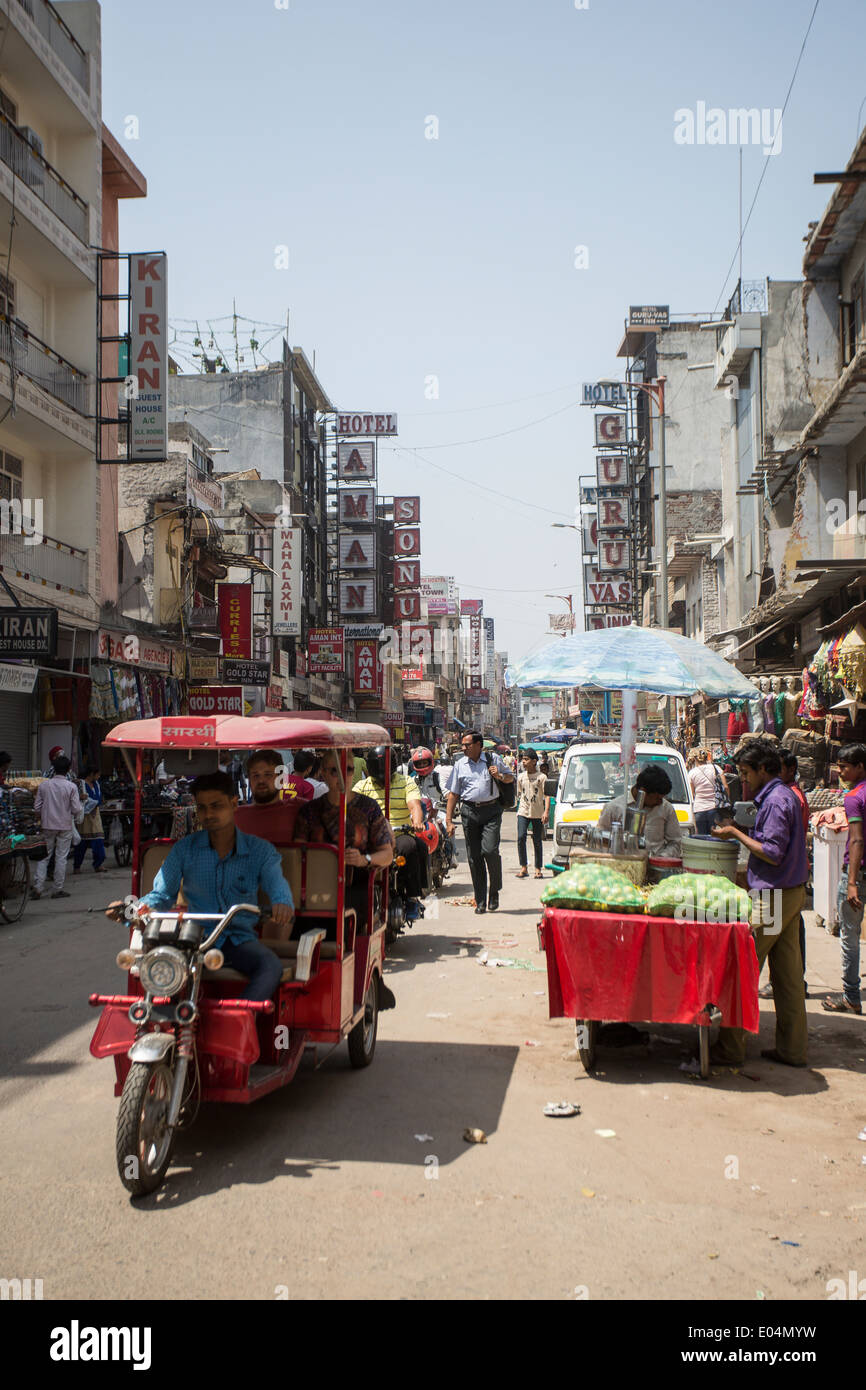 Main Bazar, Paharganj, Central Delhi, April 2014 Stock Photo - Alamy