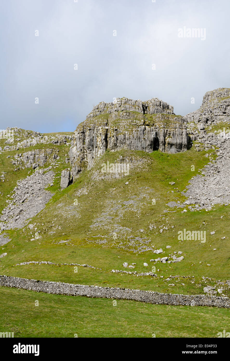 Limestone rock walls hi-res stock photography and images - Alamy