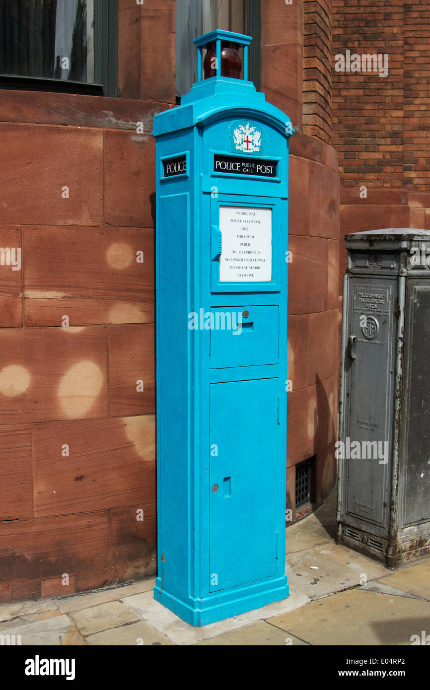 Police telephone hi-res stock photography and images - Alamy