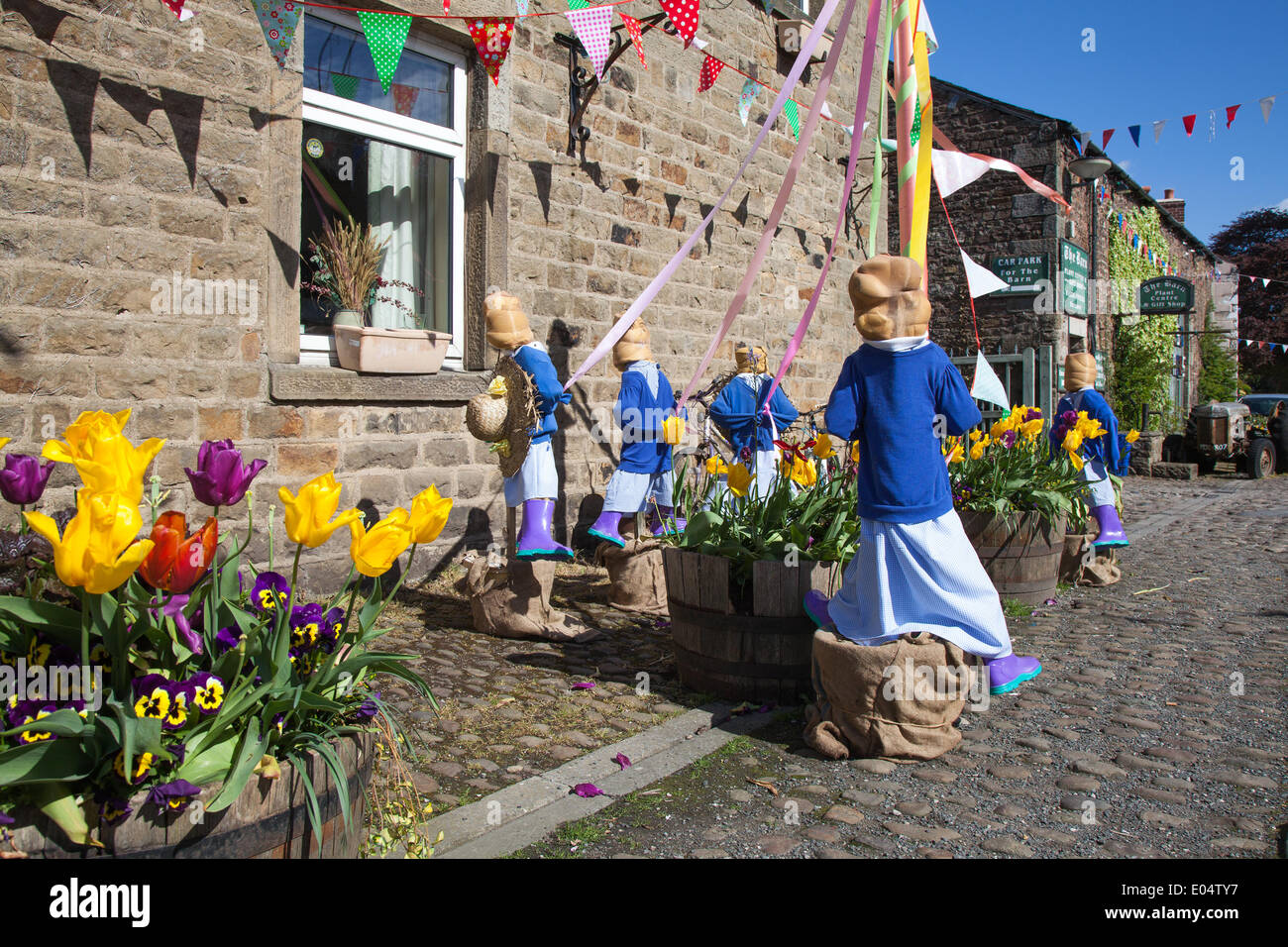 May Day Events Children High Resolution Stock Photography and Images ...